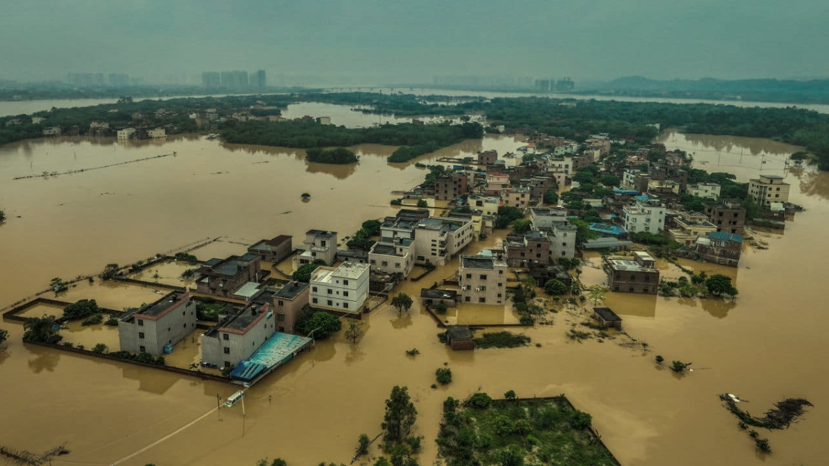 Disasters in Asia: వీధిన పడ్డ బతుకులు.. ఆసియాపై పగబట్టిన ప్రకృతి ...